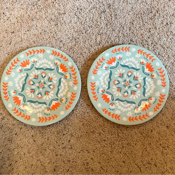 Baum | Dining | 2 Baum Folk Medallion Melamine Dinner Plates | Poshmark